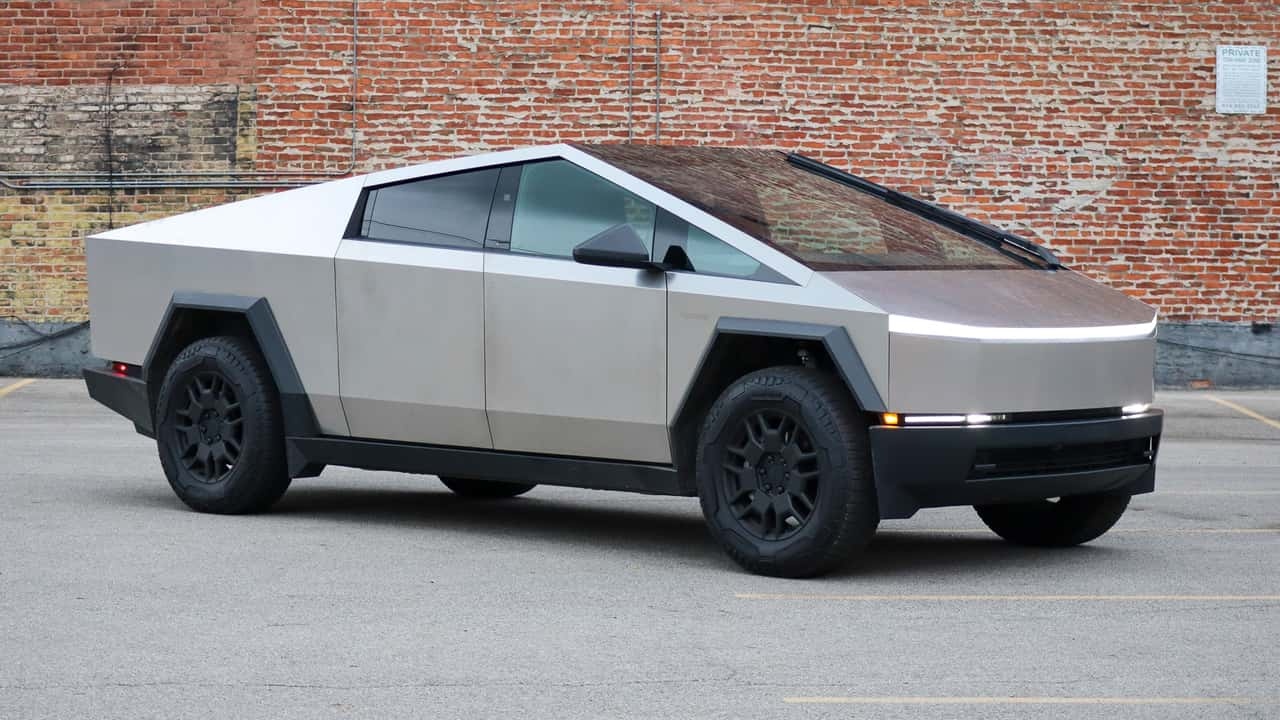 GMC Hummer EV Outsells Tesla Cybertruck in Q2 – TESMAG