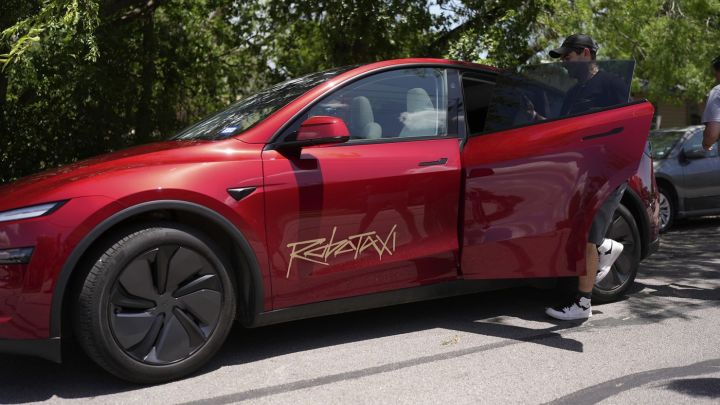 Robotaxi Reality Check: Austin Fleet Doubling & The Nevada Breakthrough ...