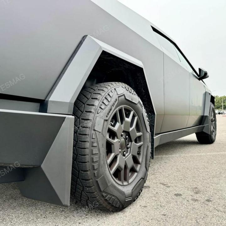 Tesla Cybertruck Mudflaps No Drilling Mud Guard – TESMAG