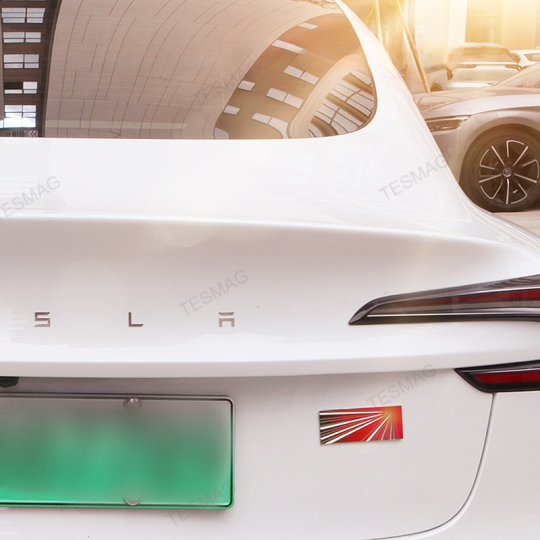 Tesla Performance Badge Logo – TESMAG