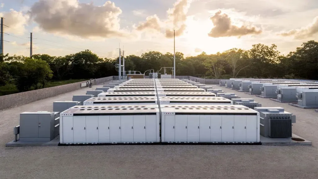 What Tesla New Grid-Scale Battery Means for Energy Utilities and EV ...