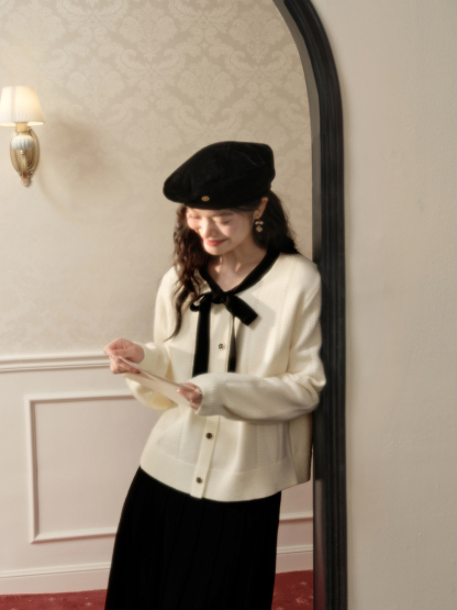 Ribbon Tie Sweater – KUOSE.com Ribbon Tie Sweater – KUOSE.com
