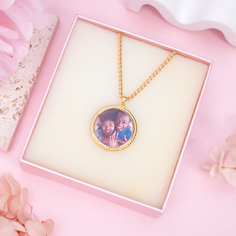 Personalized Round Photo Rope Frame Custom Picture Necklace – silviax
