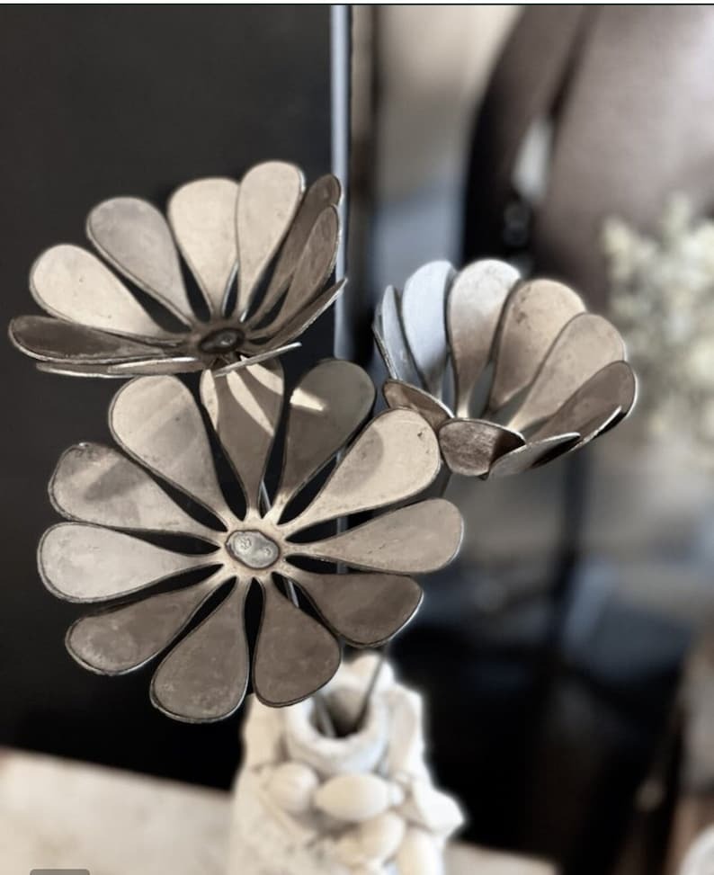 🏵️Set of 3 Dandelion Raw Metal Flower Stakes Stems Home Decor Garden