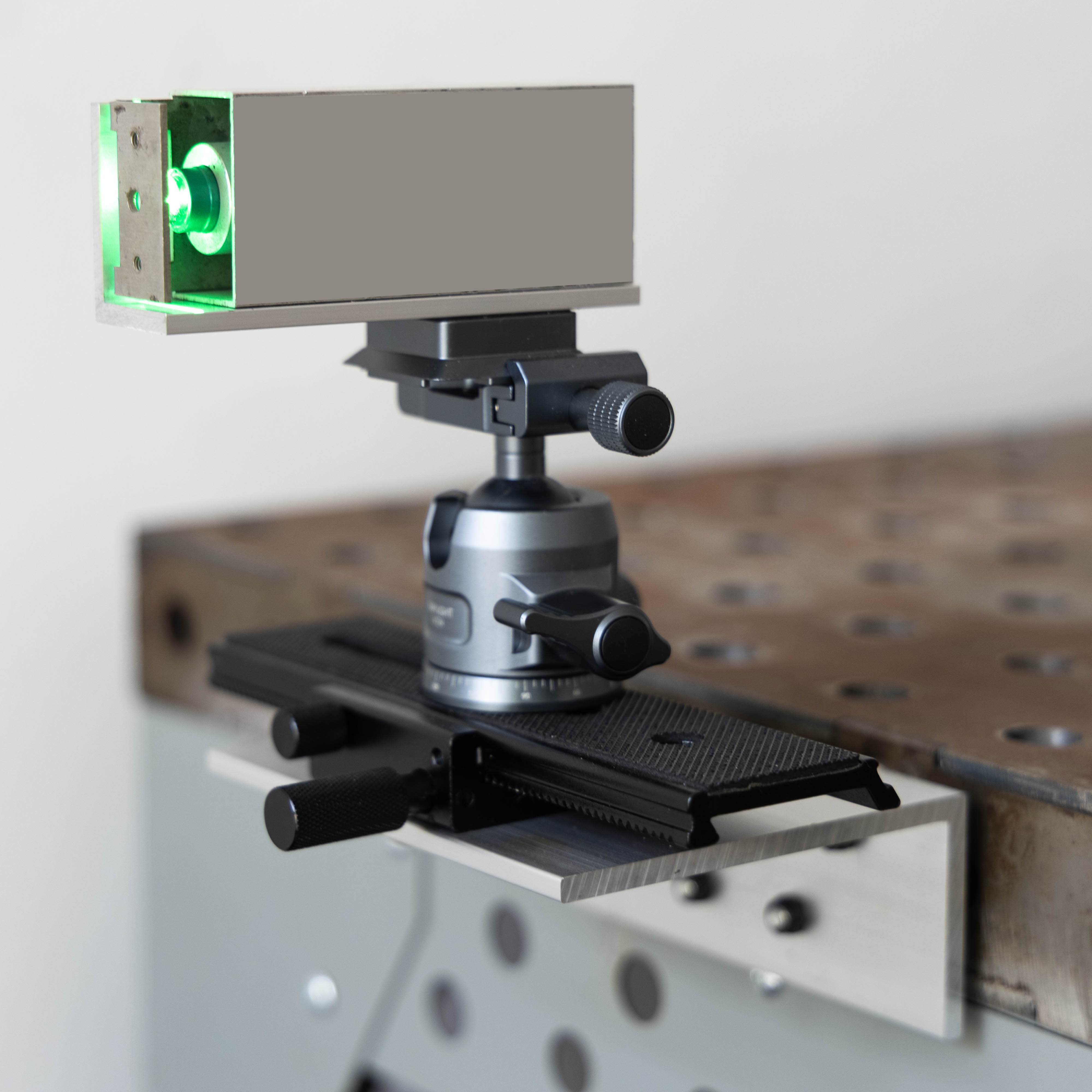 Brand new design alignment device for bending machine