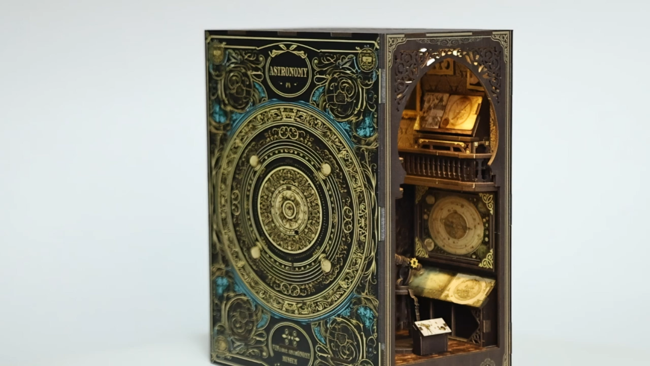 Astronomy Museum DIY Book Nook Kit-Book Nook World