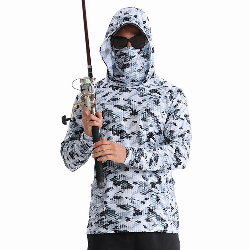 What are the essential pieces of fishing clothing?-Sbart – SBART