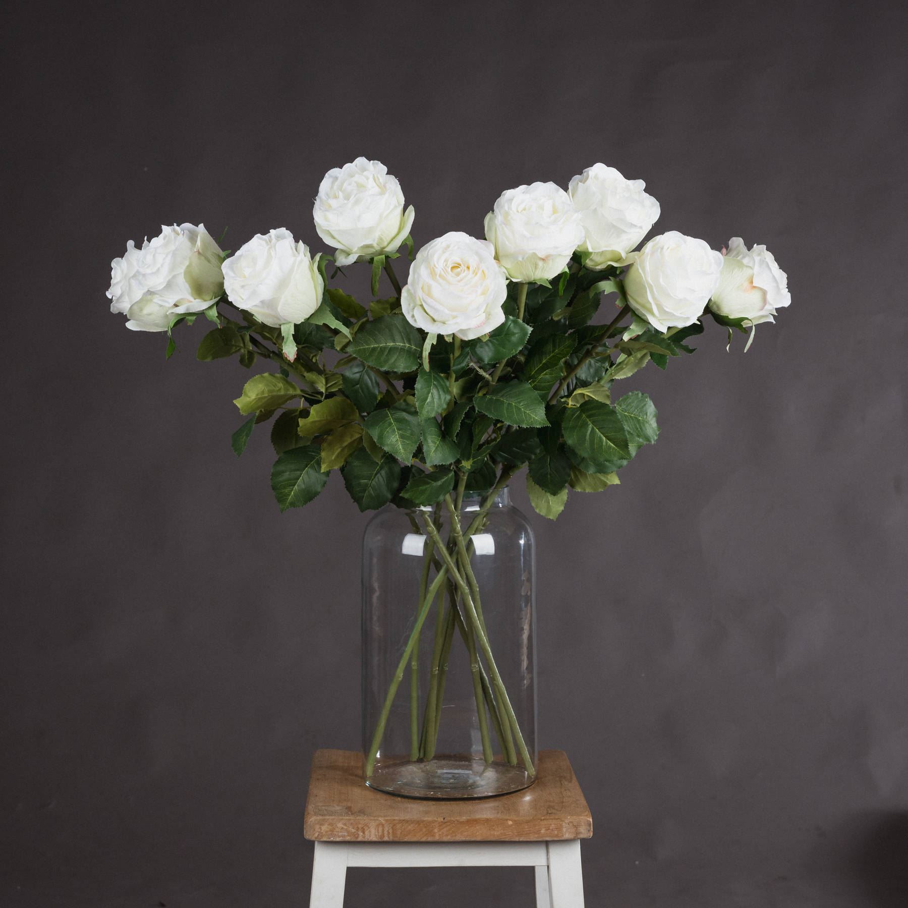 Traditional White Rose | 365 Games UK