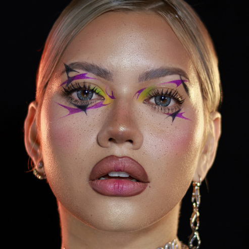 Viola Gray Vibrant 1 Year Colored Contacts – HANIIX