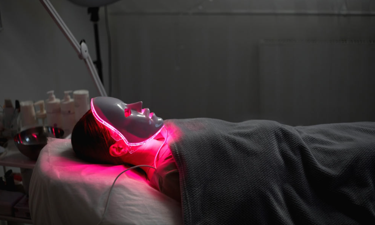 What are the benefits of using an LED face light therapy instrument ...