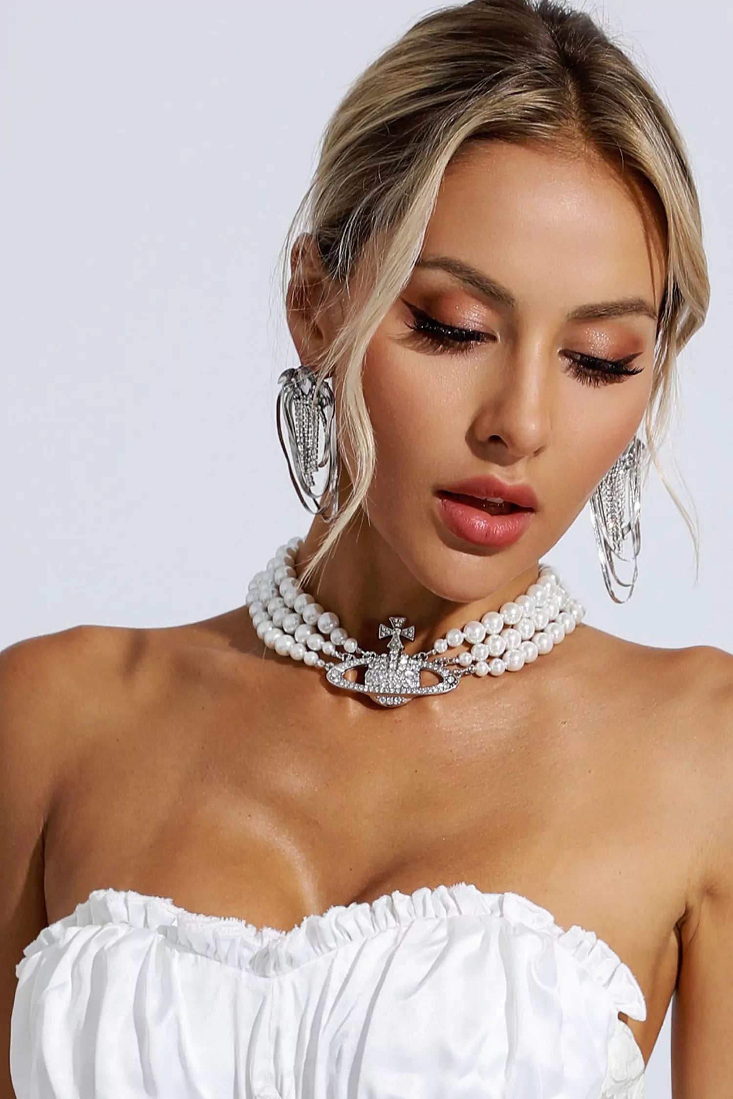 Ariah Diamond Saturn Pearl Necklace One Size