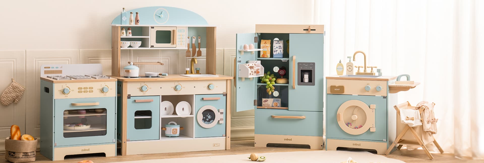 Robud Wooden Toys | Play kitchens | Dollhouses | Wooden Play Tools