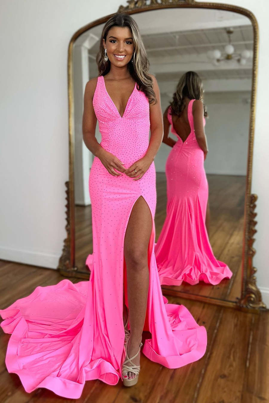 Berlinnova Pink Mermaid V-Neck Zipper Back Long Beaded Prom Dress With ...