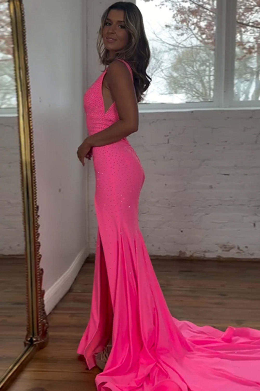 Berlinnova Pink Mermaid V-Neck Zipper Back Long Beaded Prom Dress With ...