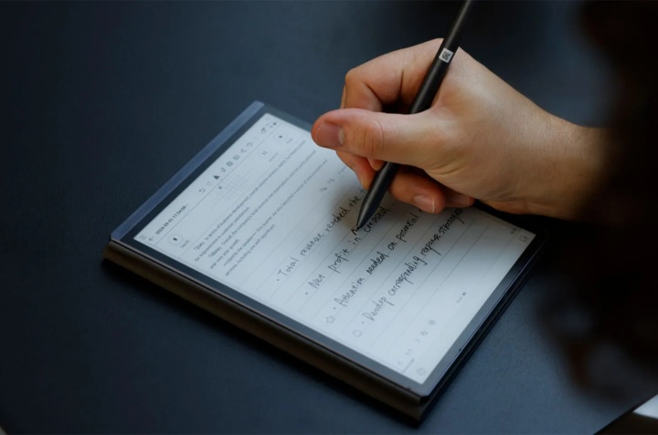 How Does an E Ink Tablet Actually Feel in Daily Use? – iFLYTEK Global