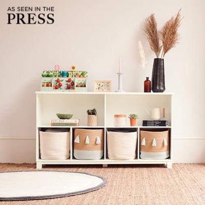 Long shelf unit store