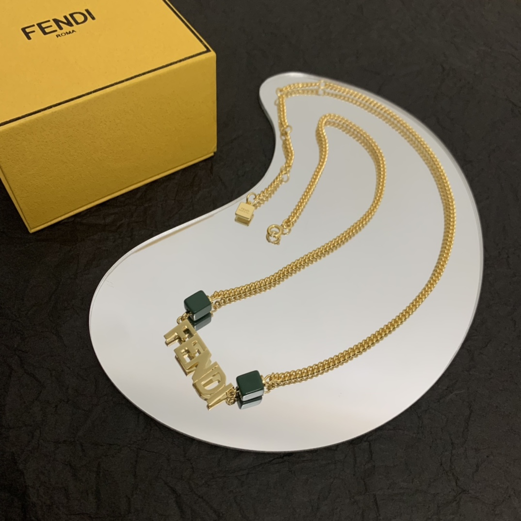 FD GOLD NECKLACE – Caramew