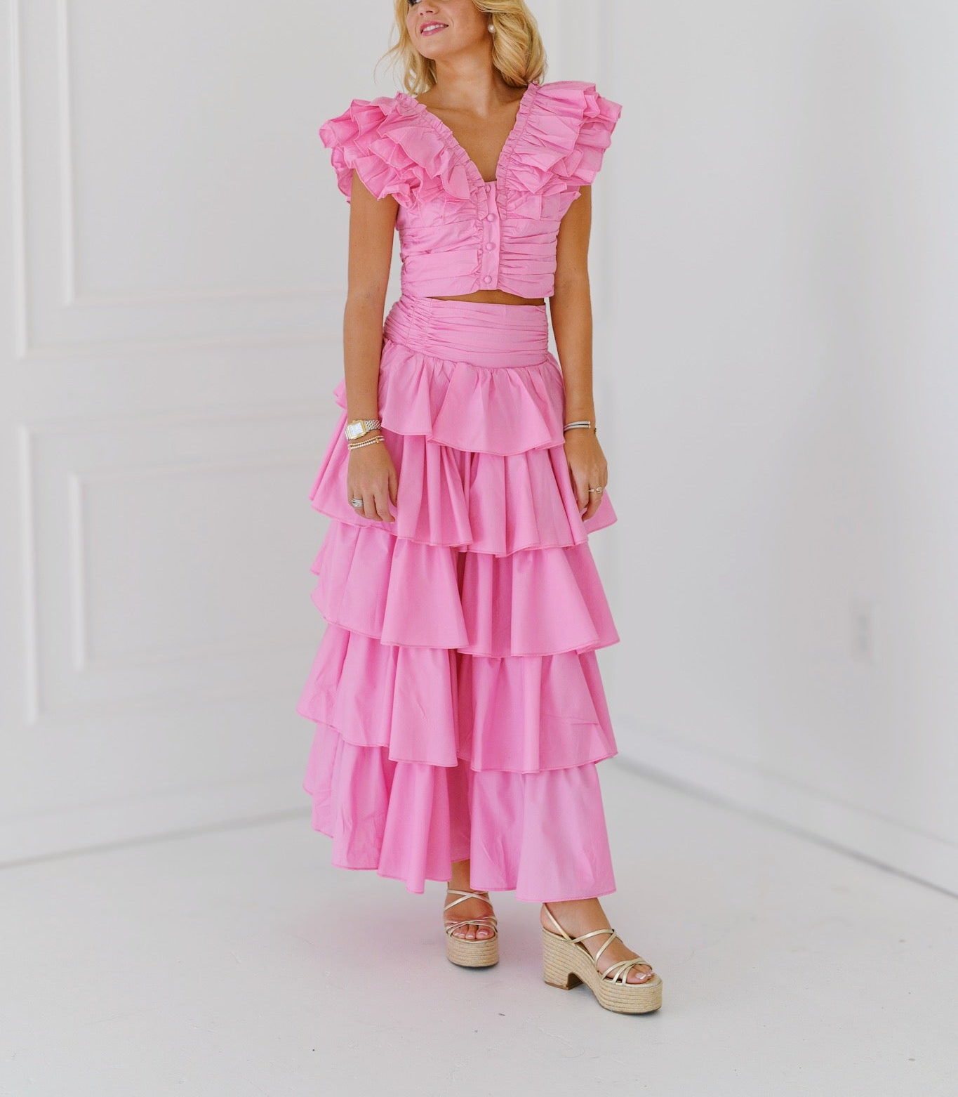 V-neck Sleeveless Ruffled Skirt Suit – Zephyrol