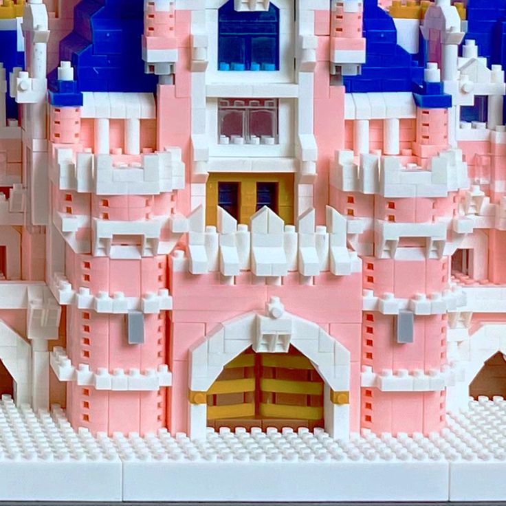 Disney Castle Building Blocks – A Magical Fairytale Experience for All