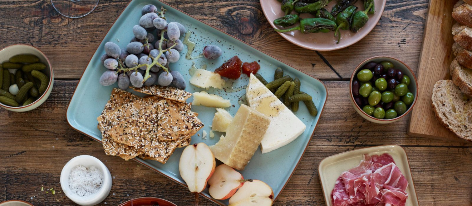 Tapas recipe ideas: how to host the perfect tapas party at home – Denby