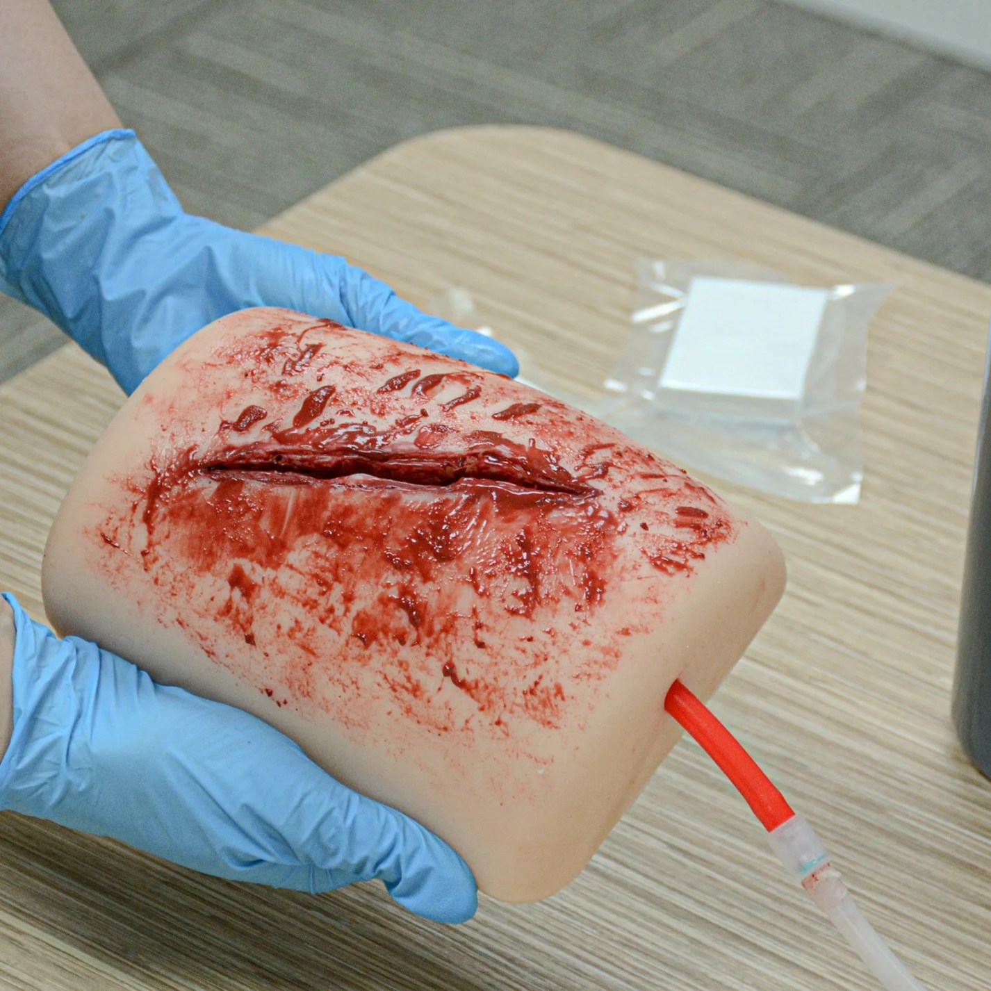 Leg Laceration Wound Packing Trainer – MedEduQuest