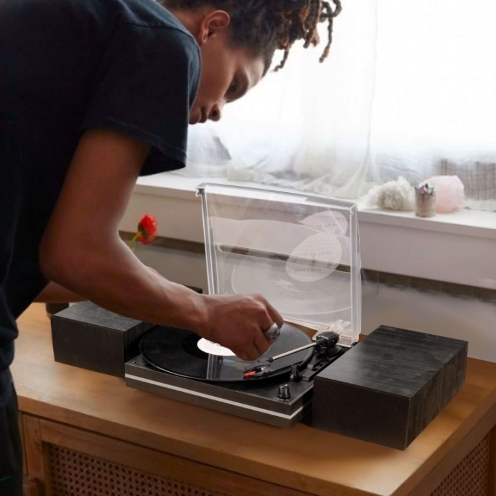 Wood Design Turntable System with External Speakers R612