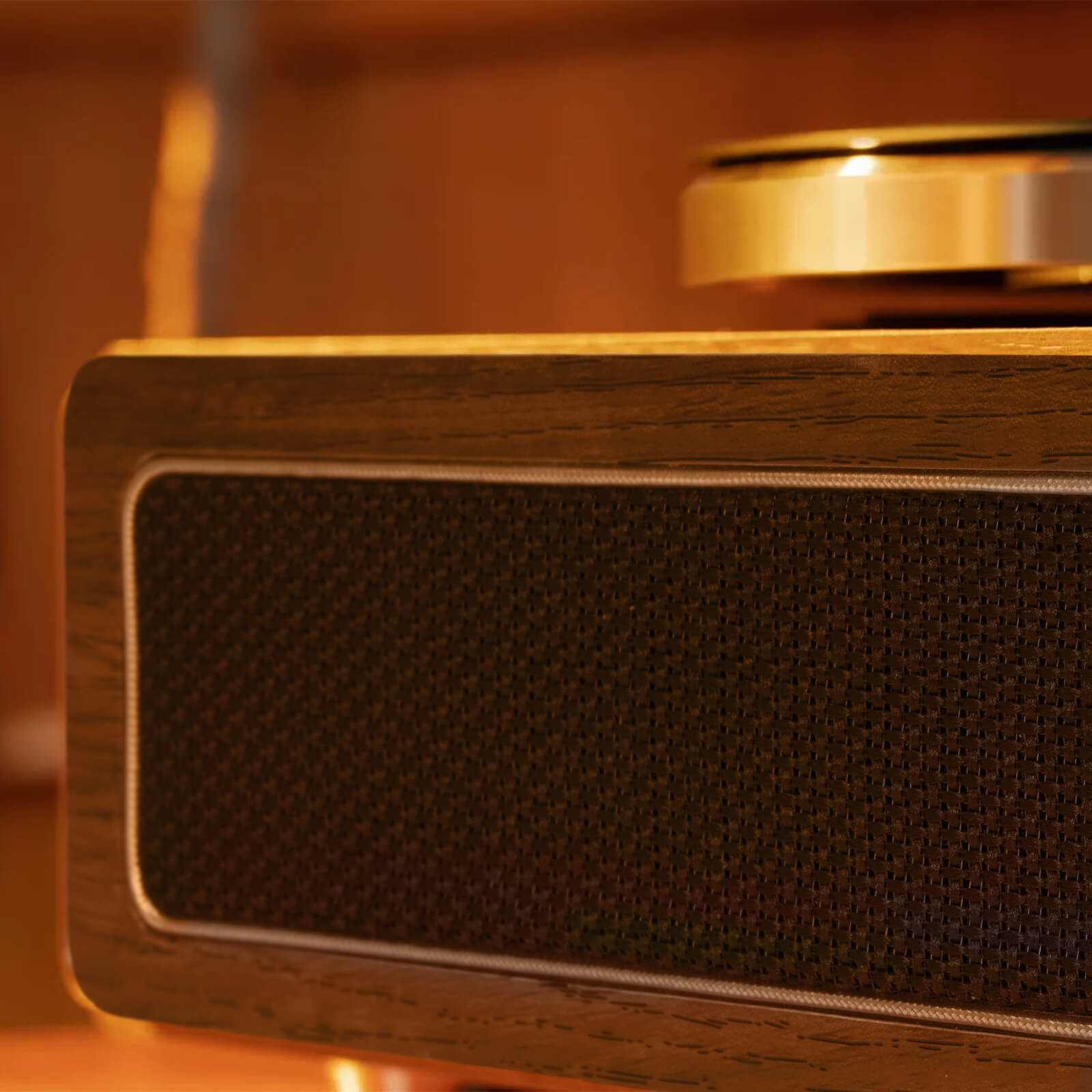 Vintage All-In-One Record Player R517 with High Fidelity Sound