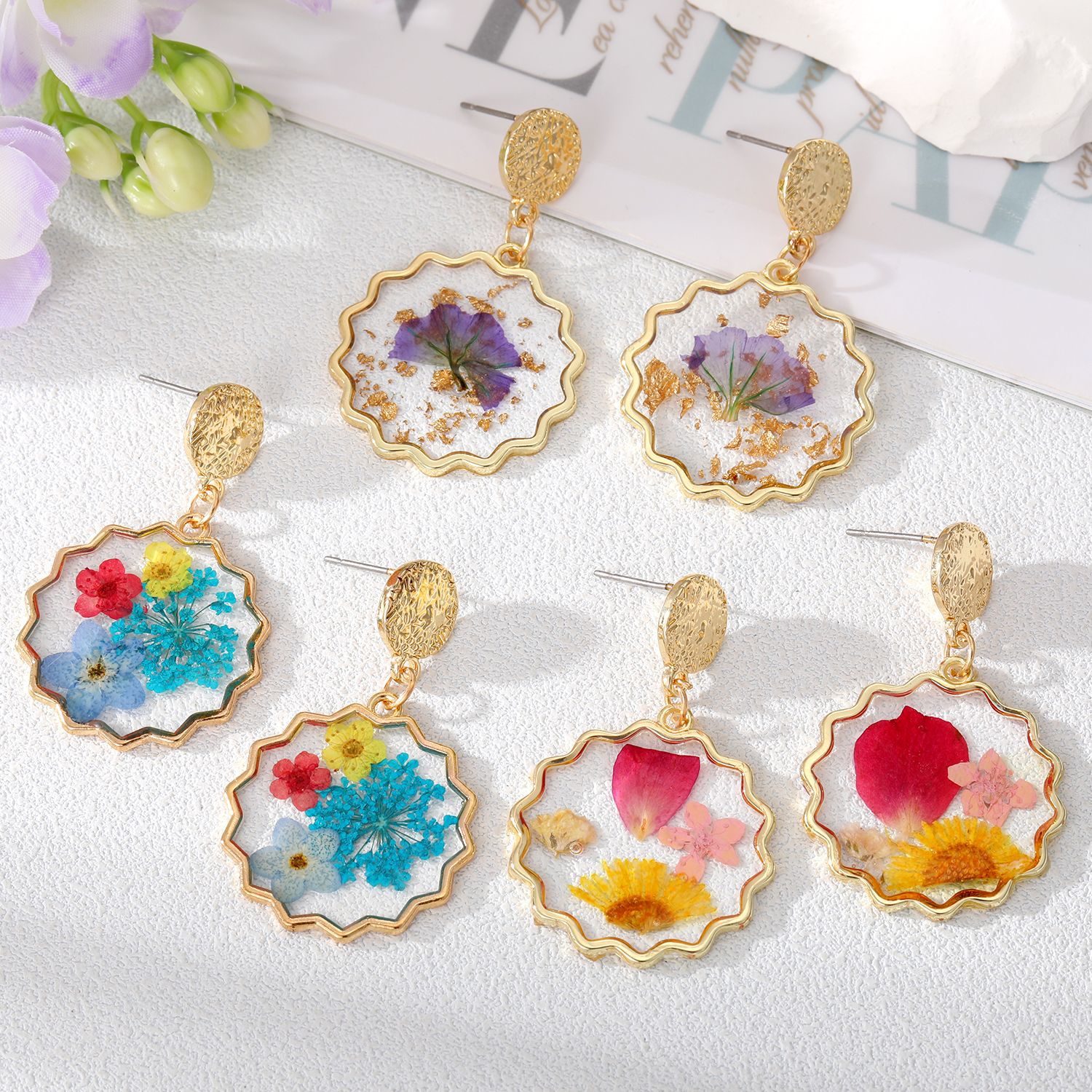Irregular Sunshine Round Dried Flower Ring