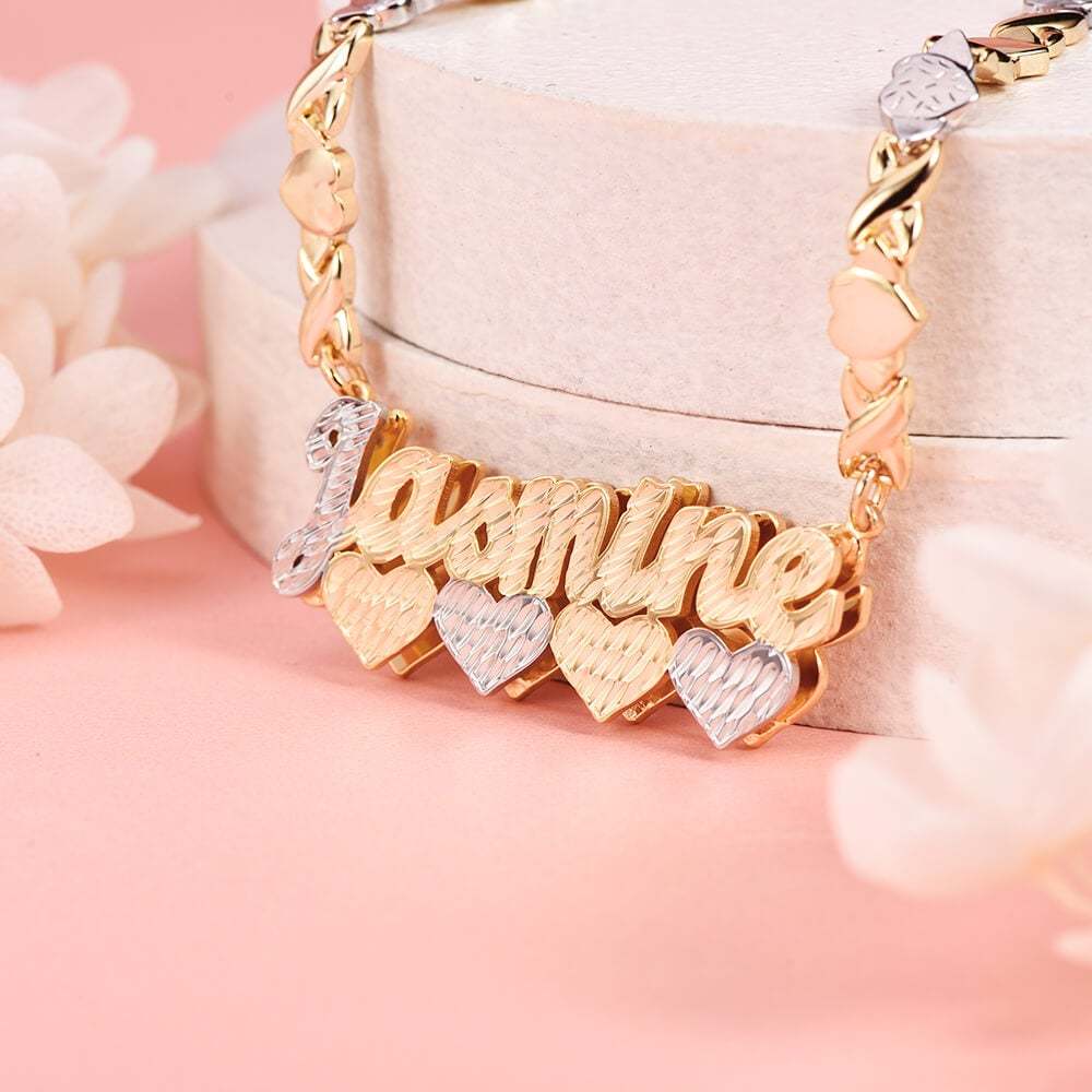 Personalized Nameplate Two Tone XOXO Chain Name Necklace with 4 Hearts