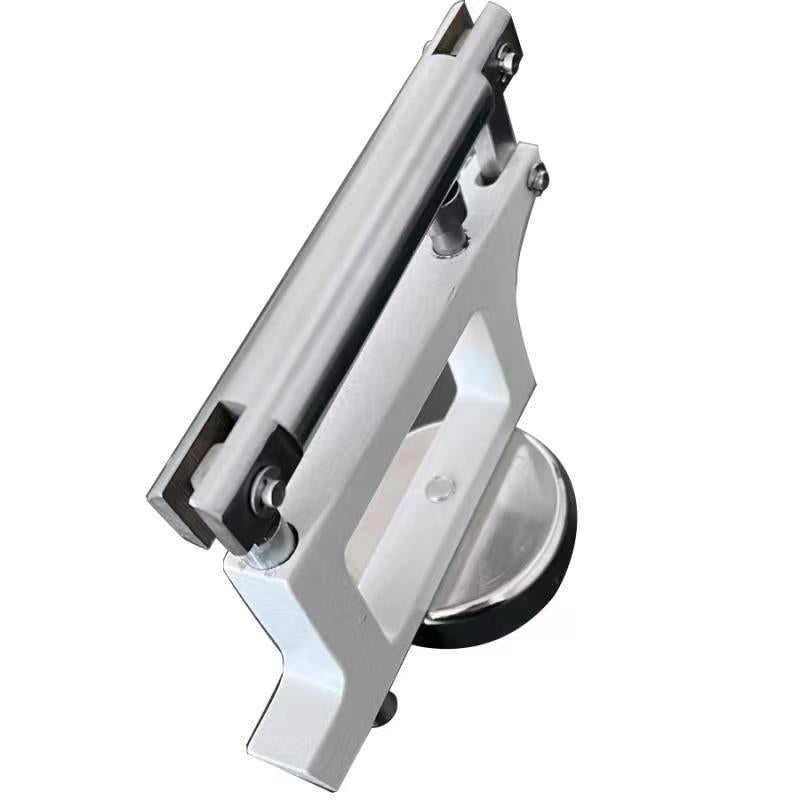 Magnetic hand lifter for metal parts