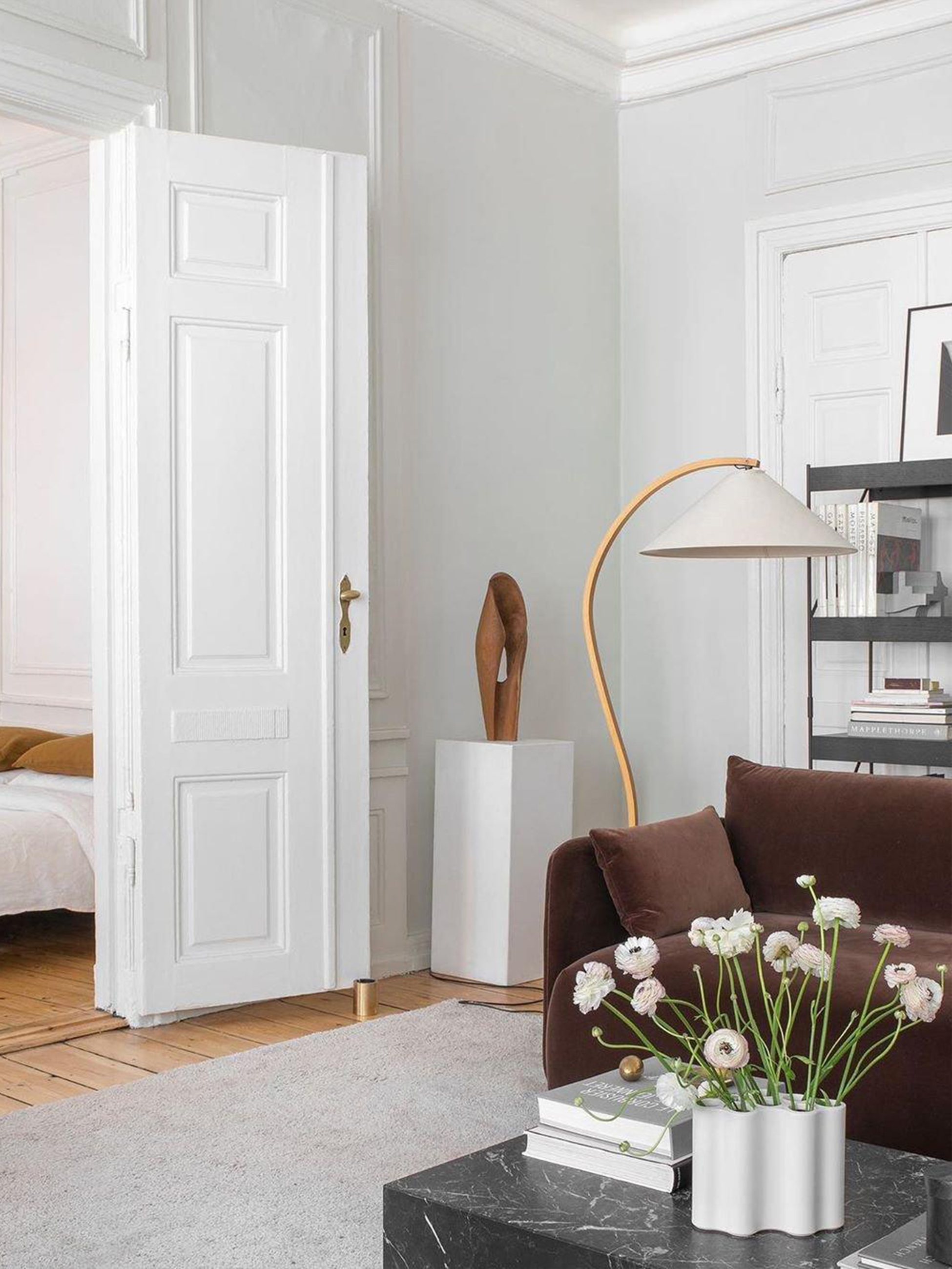 Caprani floor lamp store
