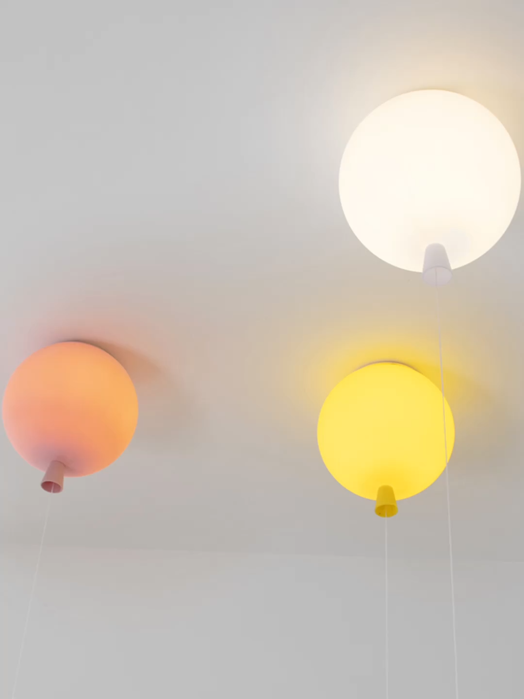 Memory Balloon Ceiling Light