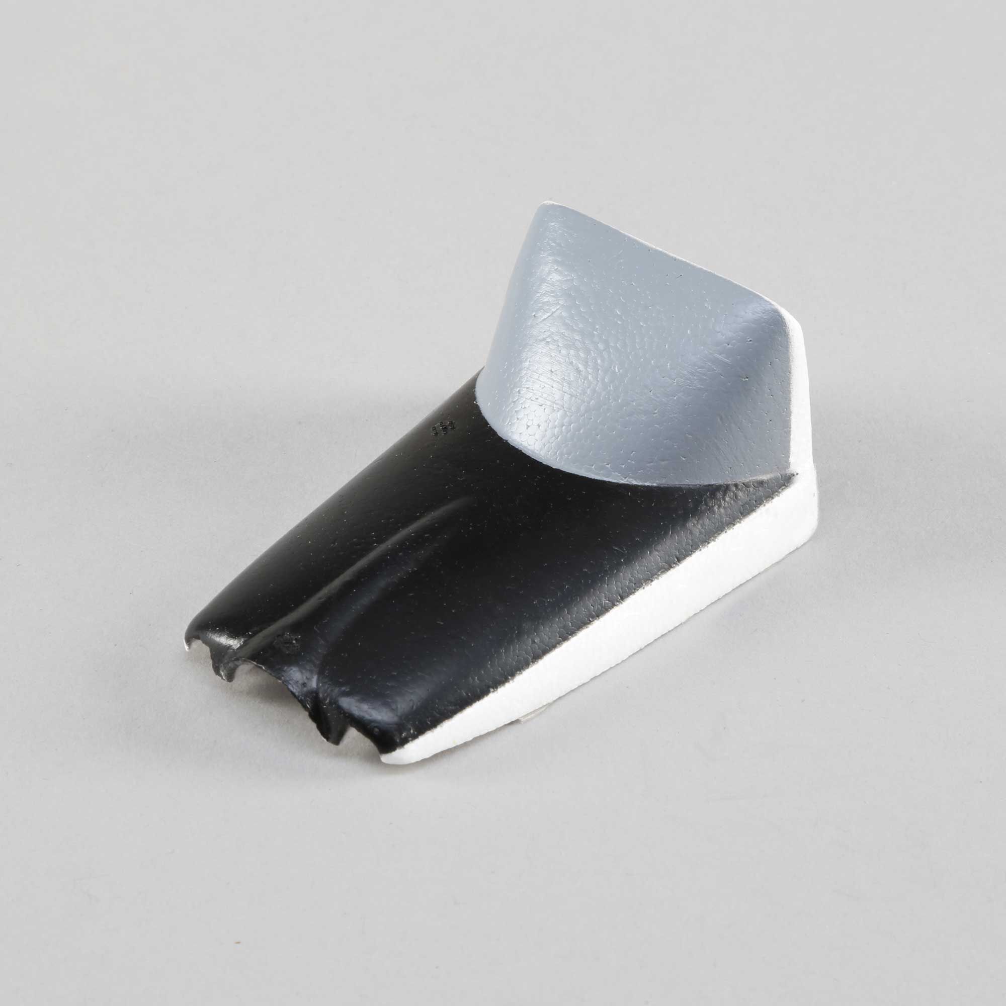 Battery hatch: UMX Timber