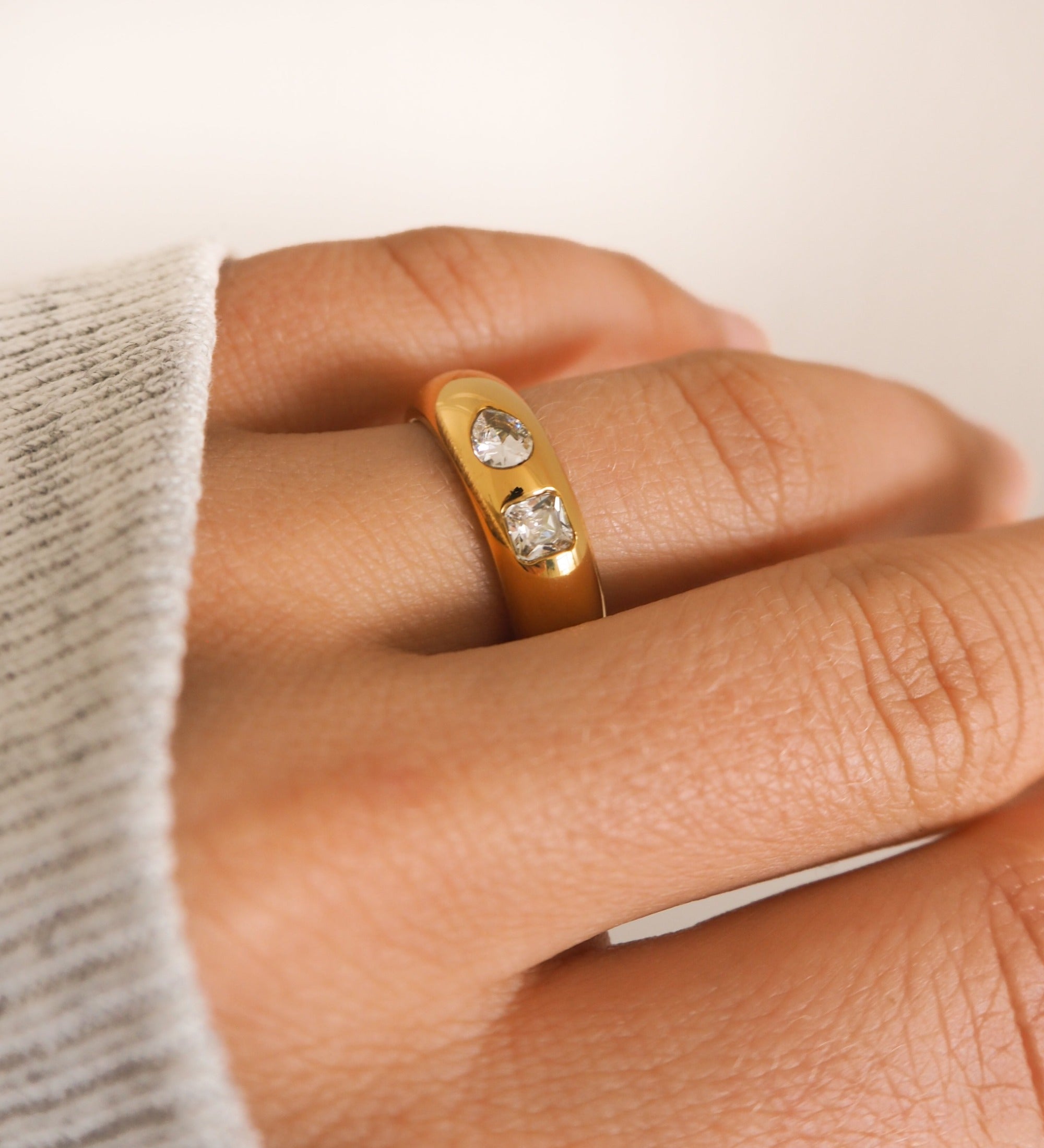 Stella Ring